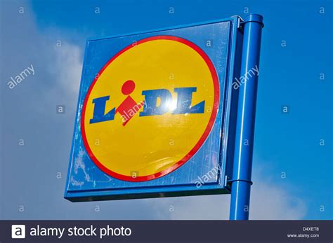Lidl Logo High Resolution Stock Photography And Images Alamy