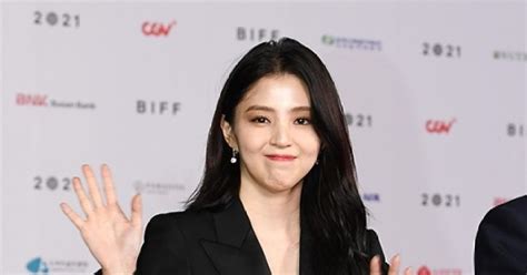 류준열과 열애 후폭풍 한소희 인스타도 닫았다…비공개 전환 종합 [mk★이슈]