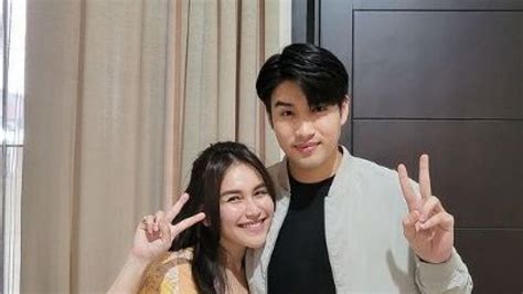 Udah Ganteng Orang Jawa Pula Ayu Ting Ting Kepincut Daun Muda Punya