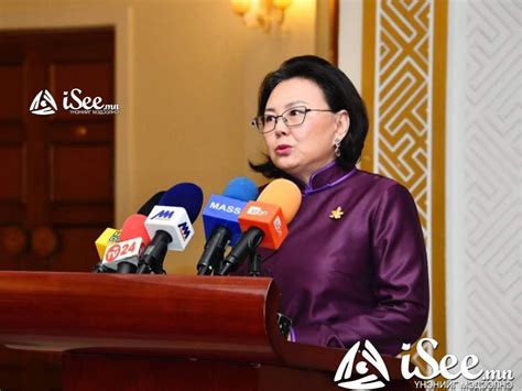 С Одонтуяа Хүнийг мохоодог ялалдаг шоронжуулдаг байдлаа болих