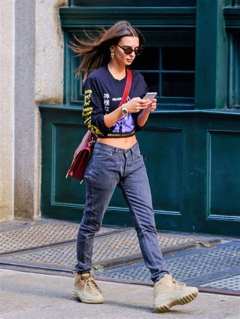 Emily Ratajkowski Street Style Emily Ratajkowski Cute Street Style