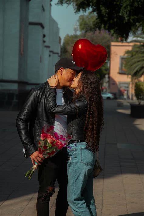 Understanding The Different Types Of Boundaries In Relationships