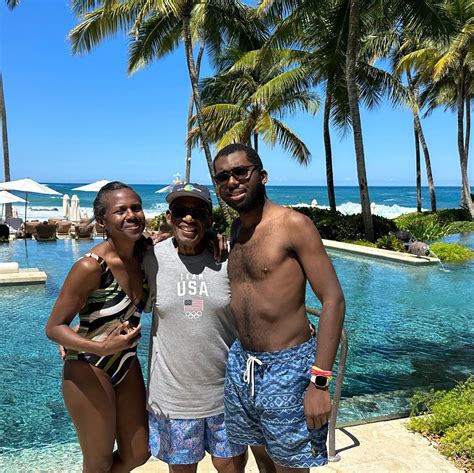 Today Host Al Rokers Wife Deborah Roberts Flaunts Toned Body In Full Length Swimsuit Pics