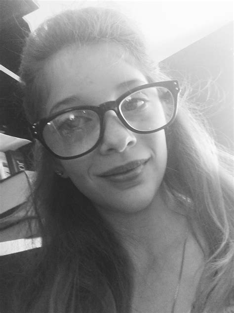 Miah Miah16 Wallpaper 39173648 Fanpop