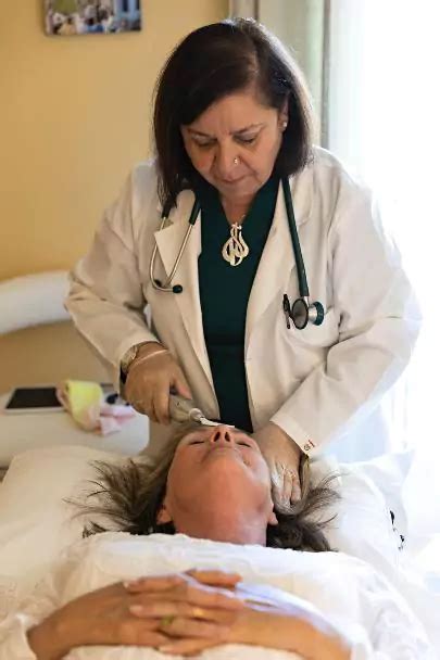 1 Best Laser Clinic Toronto 30 Years Experience Dr Usman
