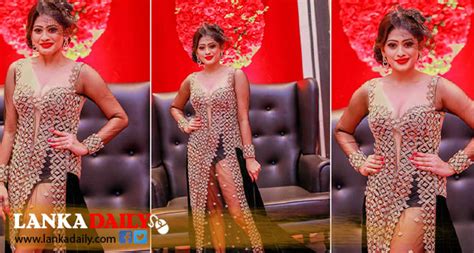 පියුමි⁣ කට අරියි