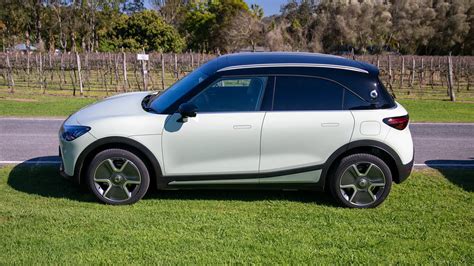 The Smart Car Is Back Will Its New Electric Model Be A Hit Or Miss