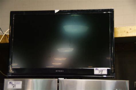 Dynex Dx 37l150a11 37 Lcd Television Able Auctions