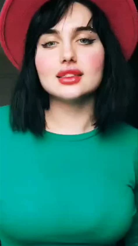 Iranianteen ‎دخترامون 😍🫁💅🏻 Dancesaellws Musicsaeedaryana Jokerpersianrap69