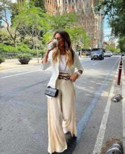 22 Women Smart Casual Dinner Party Outfit Ideas Elegant And