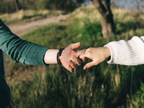 Êtes Vous Dans une Relation Exclusive AXE