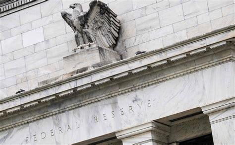 Reserva Federal Recorta De Nuevo Su Tasa De Interés Y La Deja En Un
