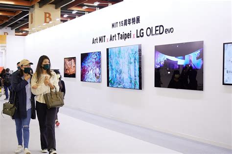 US Can Choke Chinese OLED Production If Tech War Spills Into The Panel Industry
