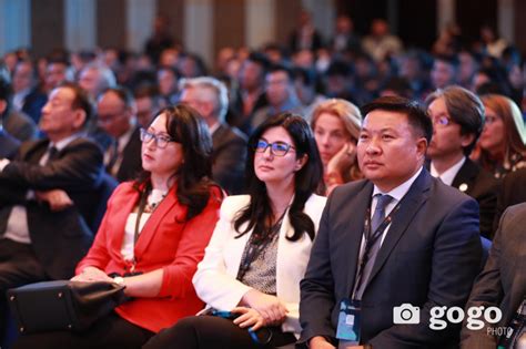 ФОТО Уул уурхайн салбарынхны хамгийн том чуулган эхэллээ