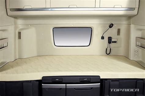 현대차 엑시언트 프로 2024년형 출시 독일 프리미엄 시트 적용 탑라이더