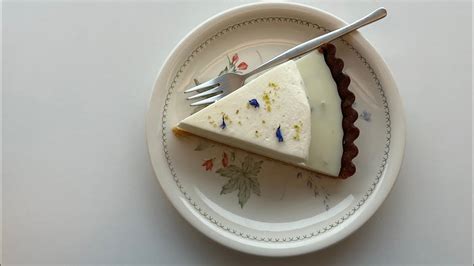 Vlog 잔잔한 일상로그 직장인 브이로그 보넷길 빈티지 마켓 구경 카페에서 독서하기 출판 편집자 작가 미팅 커피