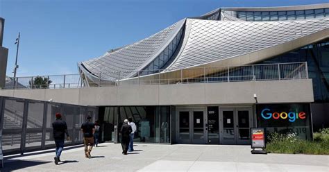 У новому офісі Google не працює Wi Fi Головне в Україні