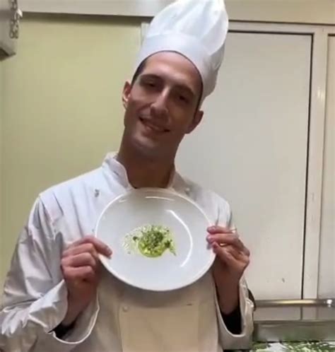 Il Pesto Di Damiano Realizzato Con Un Sex Toy Prima Il Levante