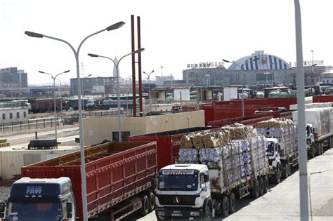 Уул уурхай сэргэж гадаад худалдааны тэнцэл I X сард 4 9 тэрбумын ашигтай гарлаа