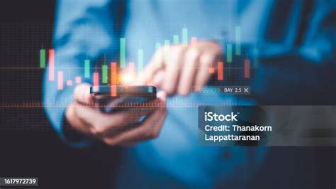 금융 및 투자의 개념 이익 성장 관리 재무 그래픽 및 통계 분석 주식 및 통화 자금 관리 은행이자 관리 고수익 투자 가격에 대한