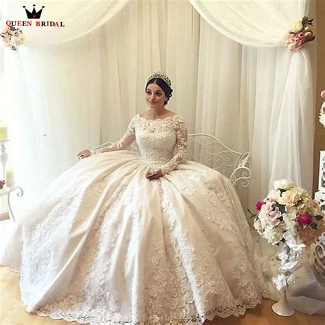 Formal Ball Gown Fluffy Big Train 3 4 Sleeve Tulle Lace Beaded Elegant Wedding Dresses Wedding