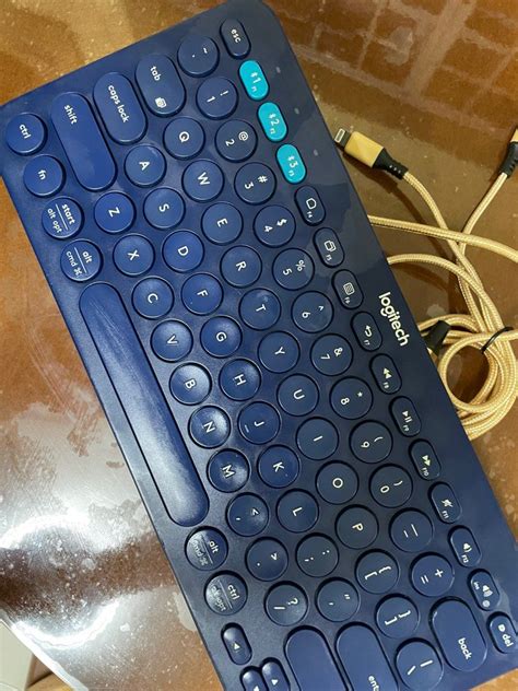 Logitech Wireless Keyboard Computers And Tech Parts And Accessories Computer Keyboard On Carousell