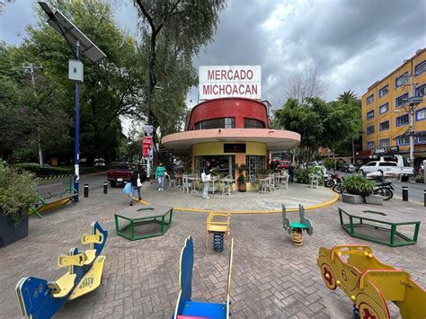 Falso Que En Remodelación Del Mercado Michoacán Se Utilicen Materiales