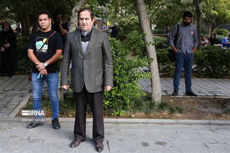 تصاویر تشییع پیکر آتیلا پسیانی با حضور بازیگران مشهور