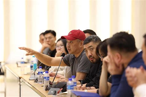 Жуулчин угтах үйлчилгээнд нийслэлээс том оврын автобус явуулахаар боллоо Isee Mn