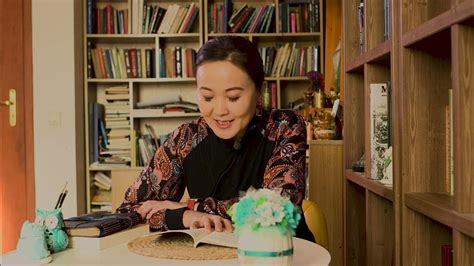 Чимээгүй хашгираан 8 р хэсэг Зохиолч Б Шүүдэрцэцэг Youtube