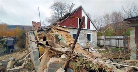 14 воєнних злочинів за добу росіяни обстрілюють будинки та вбивають цивільних в Донецькій