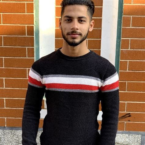 Yousha Butt Freelance Xee Creatives Linkedin