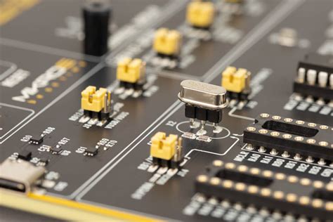 easypic v8 for pic24 dspic33