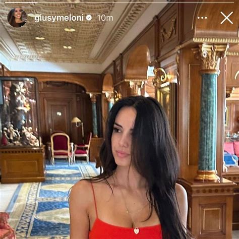 Italian Sports Reporter Turns Heads In Stunning Red Dress The Spun
