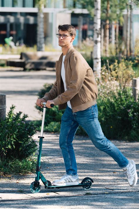 Micro Sprite LED ECO Scooter – Micro Kickboard