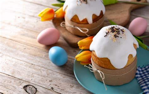 Свято Христового Воскресіння гарні привітання з Великоднем у віршах Читайте на Ukr Net