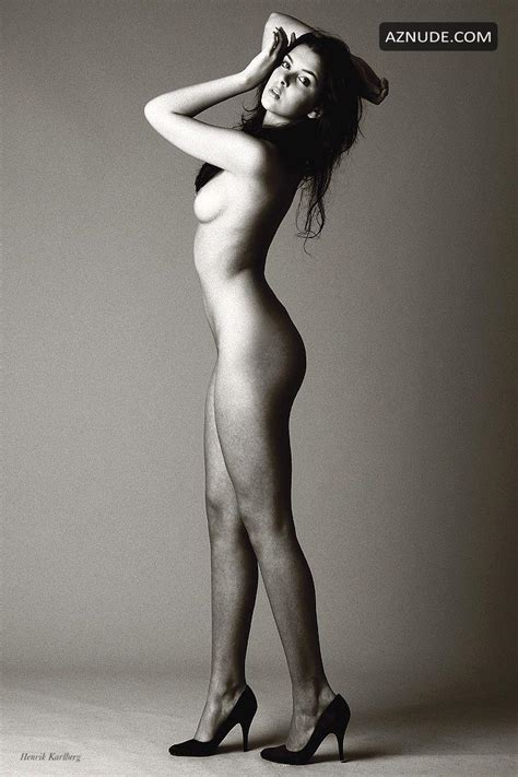 SARA CHAFAK Nude AZNude