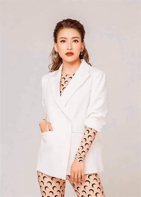 ค ว า ม สำ เ ร็ จ ” ก็เหมือน “ โ ร ค ติ ด ต่ อ ” ติดเฉพาะ “ ค น ที่ อ ยู่ ใ ก ล้ กั น