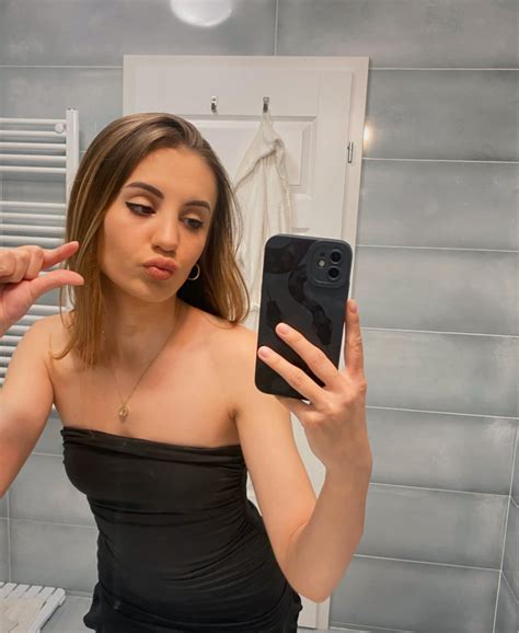 Im Gonna Have To Work Very Hard To Find Your Tiny Penis Loser Rsmallpenishumiliation