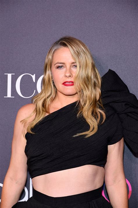 Alicia Silverstone Bares All In New Peta Campaign I Never Get Naked That S How Much It