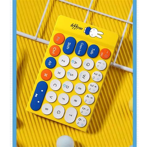 Miffy Foldable Wireless Bluetooth Keyboard Ultra Thin Compact Keyboard Multifunctional Foldable