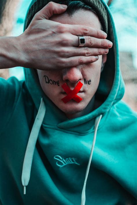 Are You Being Gas Lighted Avoid Falling For The Narcissists By Kim Mia Invisible Illness