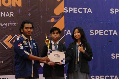 Seminar Math Competition Dengan Tema Mathematic Innovation And