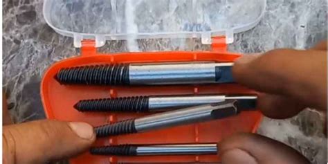How To Open Screws Without Screwdriver DIY Hacks