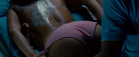 Naked Olivia Munn In The Babymakers