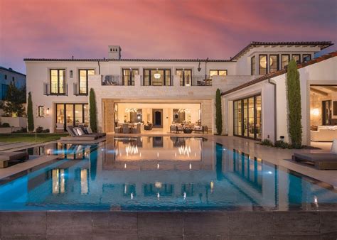 Explore Luxury Seaside Homes For Sale In Orange County