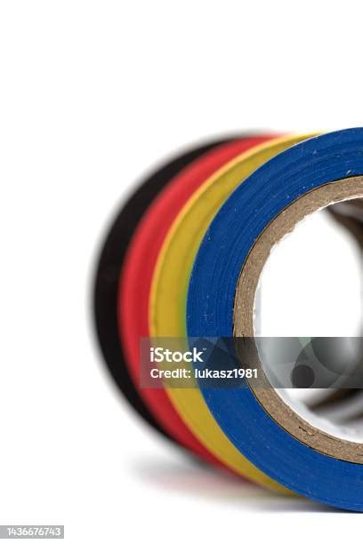 검정 빨강 노랑 파랑 절연 스티커 테이프 롤 흰색 배경에 격리 0명에 대한 스톡 사진 및 기타 이미지 0명 개체 그룹 고무 Istock