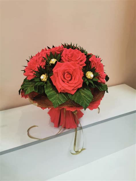 Арт And Флора магазин за цветя и ръчно изработени сувенири Added A New Арт And Флора