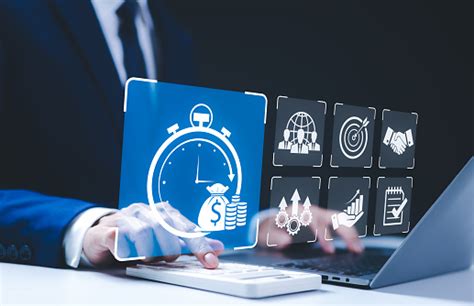 비즈니스 시간 관리 생산성 개념 시간 관리 아이콘 재무 성장 글로벌 팀워크와 함께 일하는 사업가는 효율성 목표 설정 기업의 생산성을 강조합니다 개념에 대한 스톡 사진 및