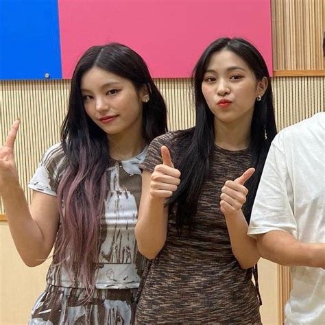 Emilie adlı kullanıcının ITZY panosundaki Pin